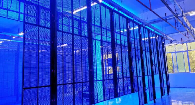 O-Clear 20m² Schermo led trasparente P3.9x7.8mm spedito in Spagna