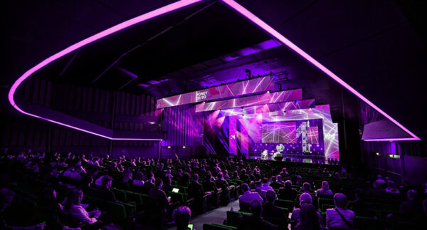 LED Rental Screens for Stage Events: A Feast of Creativity | ONE ...